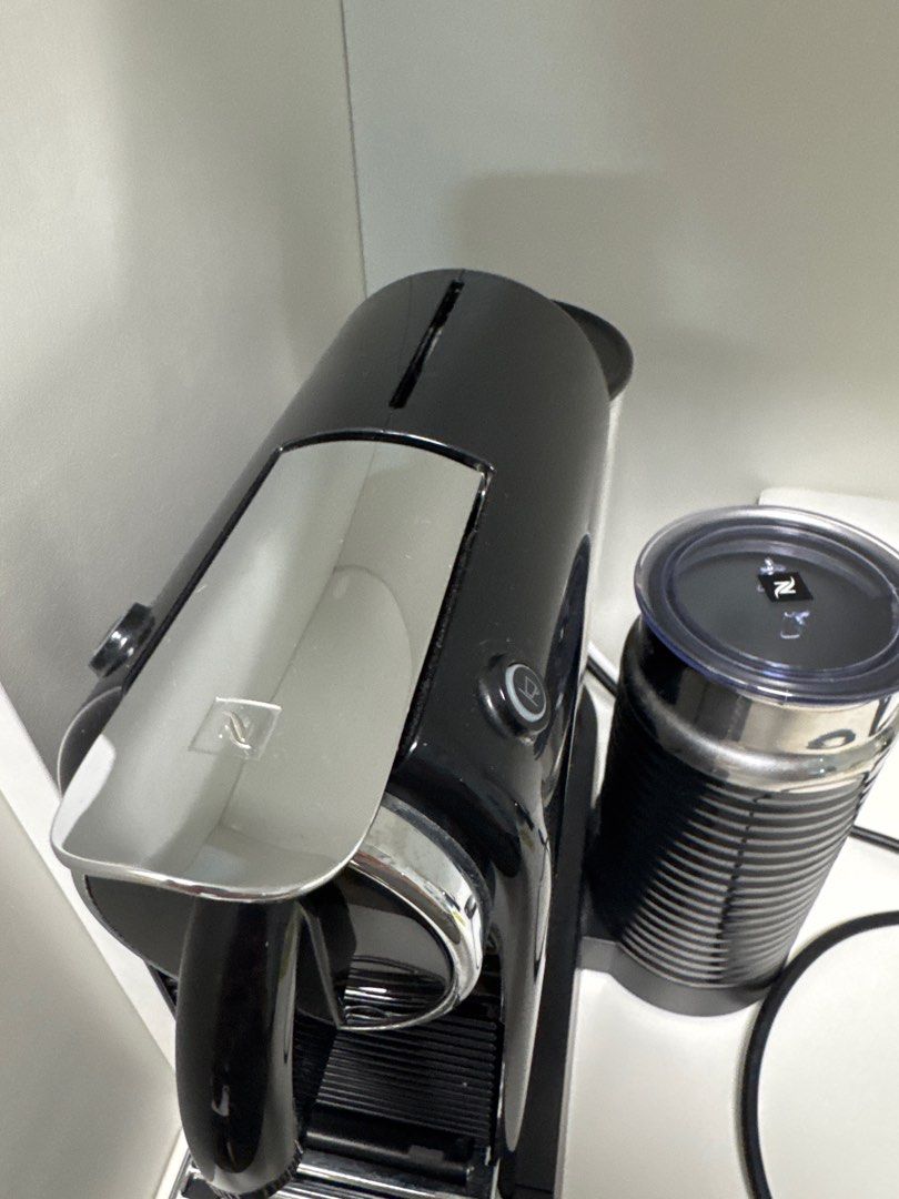 Nespresso coffee maker, TV & Home Appliances, Kitchen Appliances ...