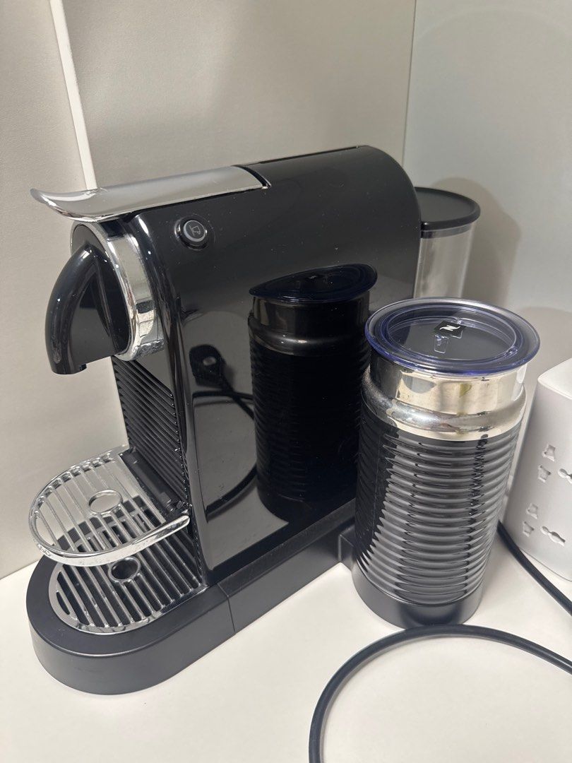 Nespresso coffee maker, TV & Home Appliances, Kitchen Appliances ...