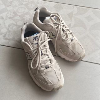 New Balance 327 Sneakers - Cream - EU38, Women's Fashion, Footwear ...