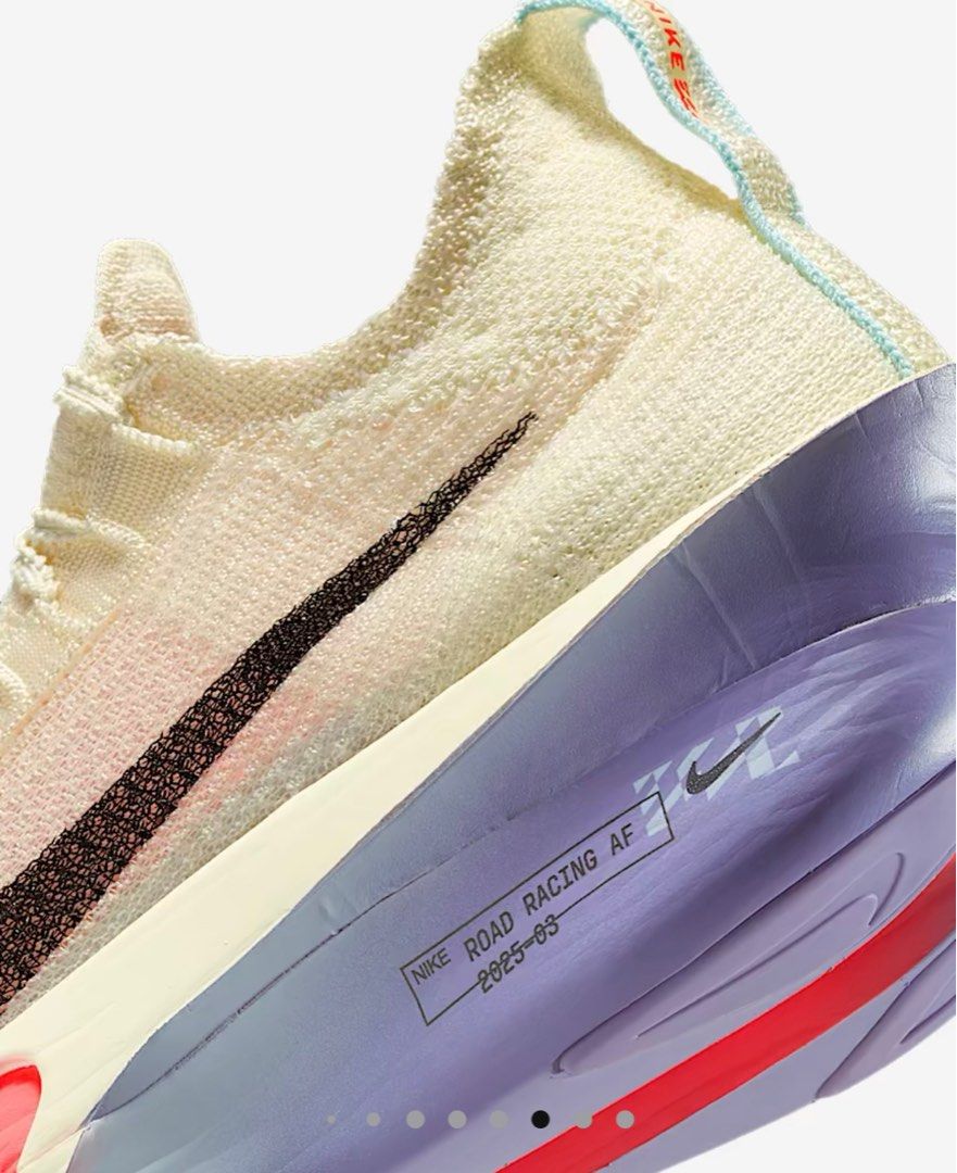 Nike Alphafly 3 Road Racing Sneakers, Women's Fashion, Footwear ...