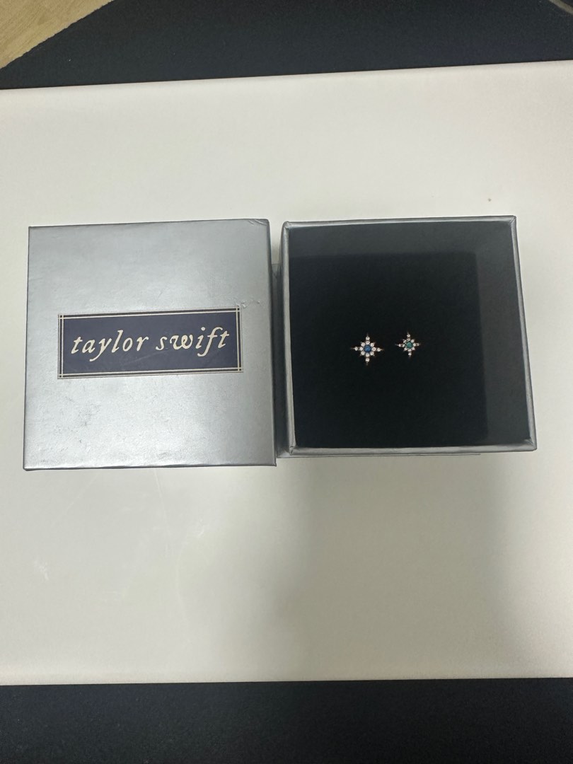 Official Taylor Swift Folklore Arcade Ring with Box, Women's Fashion ...