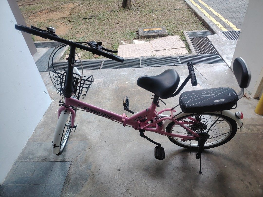 Pink Folding Bike with Basket, Sports Equipment, Bicycles & Parts ...