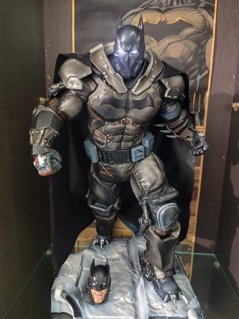 Pvc batman statue height 50cm by width 28cm come with dual head n with ...