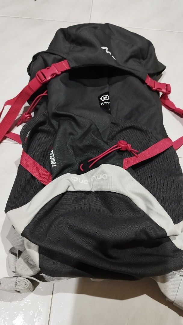Quechua Forclaz 20 Air Backpack, Men's Fashion, Bags, Backpacks on ...