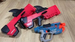 Roblox Series 9 After the Flash Wasteland Survivor Figure toy 2/2 ...