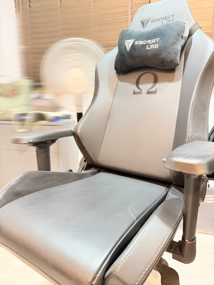 Secretlab Omega Gaming Chair, Furniture & Home Living, Furniture ...