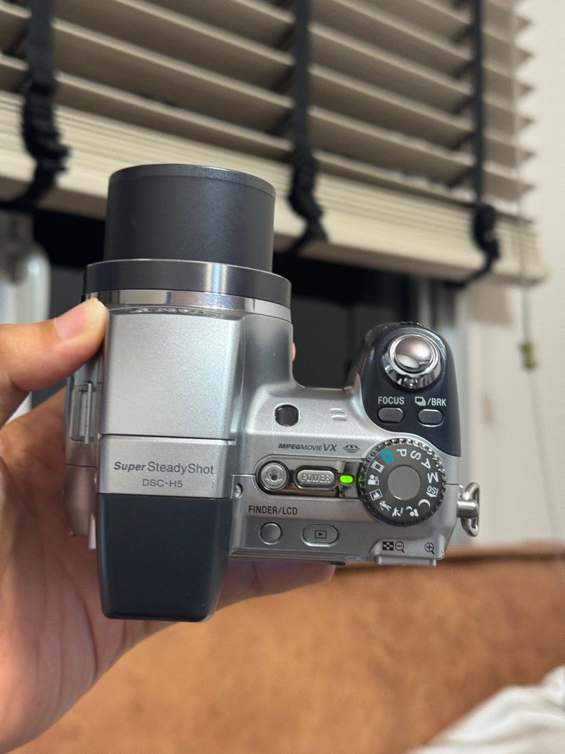 Sony Cyber-shot DSC-H5 Digital Camera, Photography, Cameras on Carousell