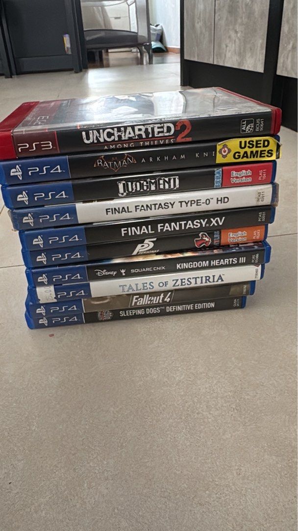 Sony PlayStation 4 (PS4) 500GB - Jet Black + 9 games, Video Gaming ...