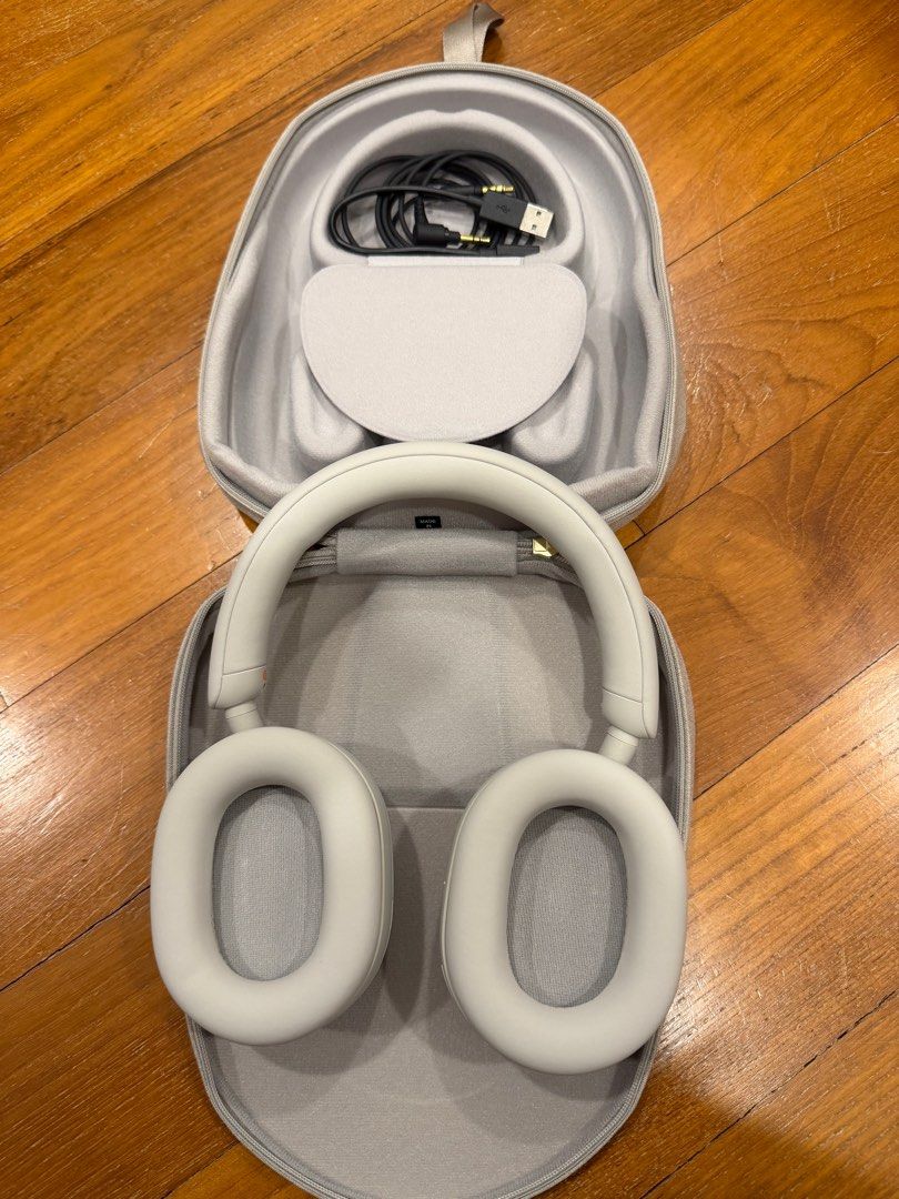 Sony WH-1000XM5 Noise Cancelling Headphones, Audio, Headphones ...