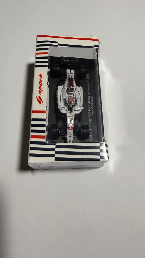 Spark Red Bull Racing RB21 No.1 Winner Japanese GP 2025, Hobbies & Toys ...