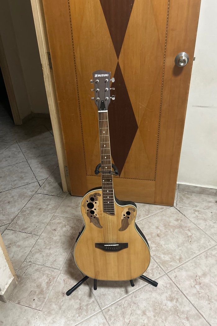 Suzuki acoustic electric guitar, Hobbies & Toys, Musical Instruments on ...