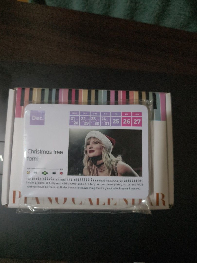 Taylor Swift Mini Piano Calendar 2026, Hobbies & Toys, Memorabilia ...