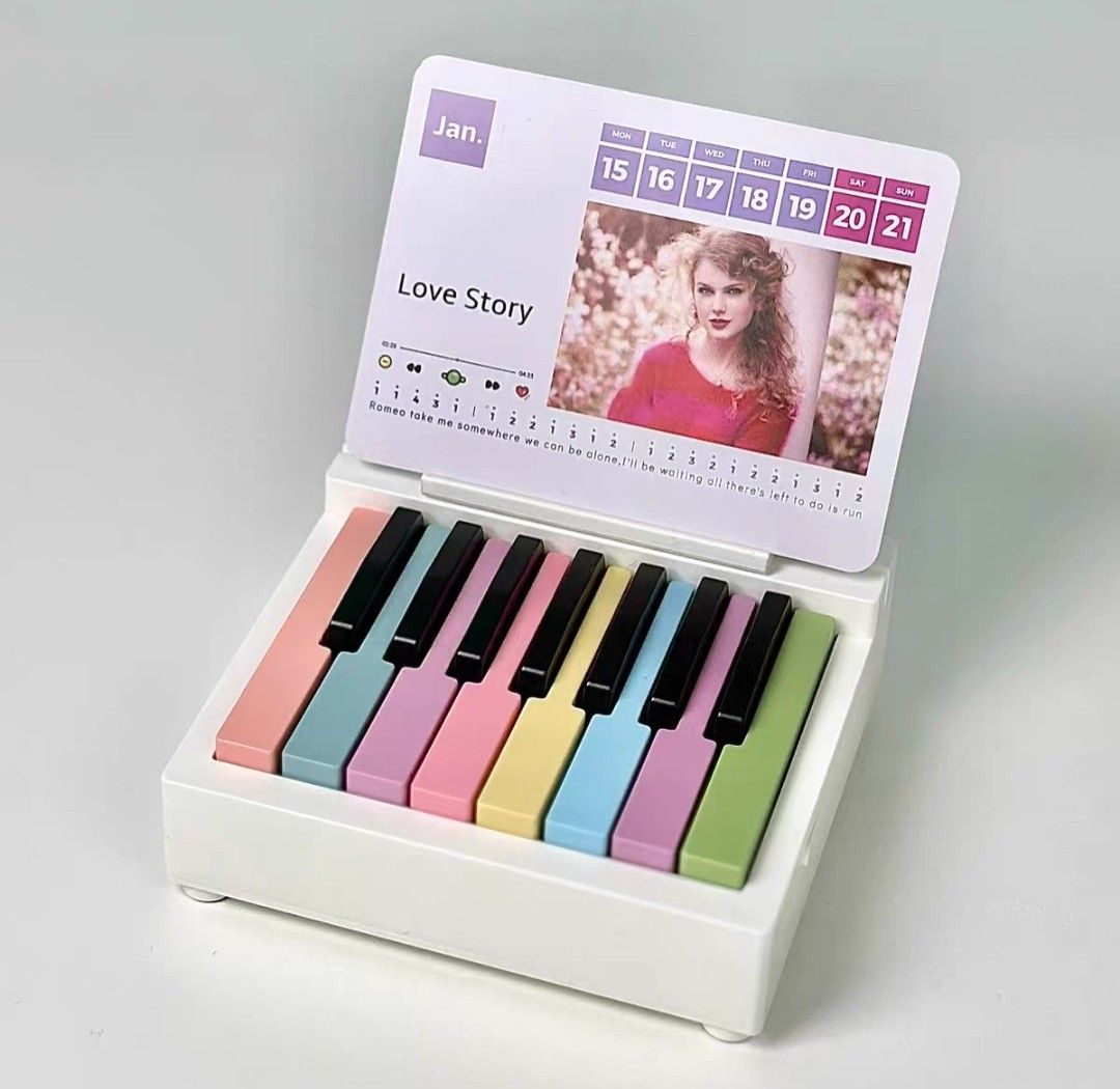 Taylor Swift Mini Piano Calendar 2026, Hobbies & Toys, Memorabilia ...