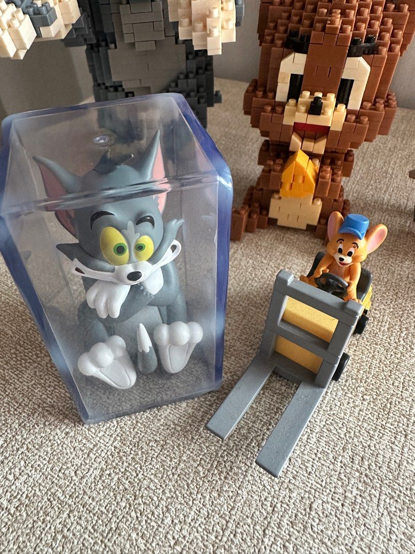 Tom and Jerry Figurines Set, Hobbies & Toys, Toys & Games on Carousell