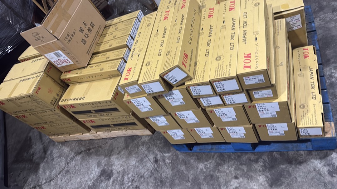 TOYOTA CHR SHOCK ABSORBERS JAPAN TOK, Car Accessories, Car Workshops ...