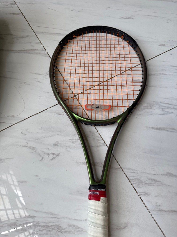 Wilson Blade v8 100 16x19, Sports Equipment, Sports & Games, Racket ...