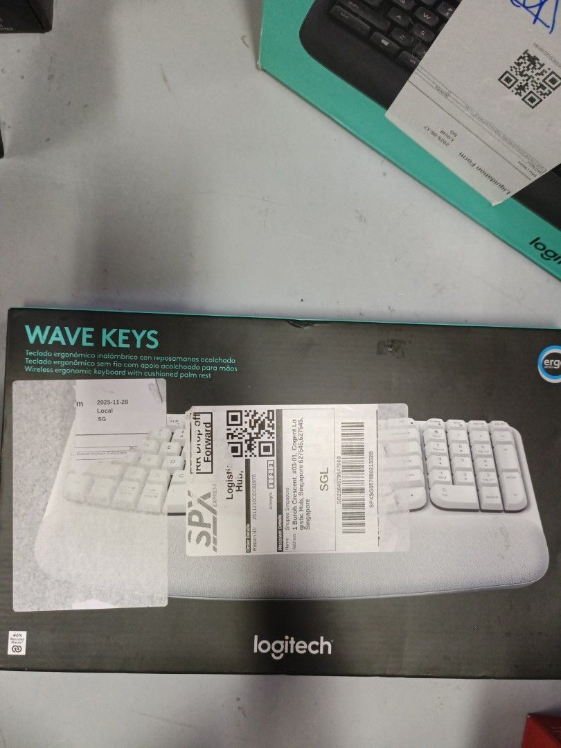 Wireless Keyboard wave keys Logitech, Computers & Tech, Parts ...