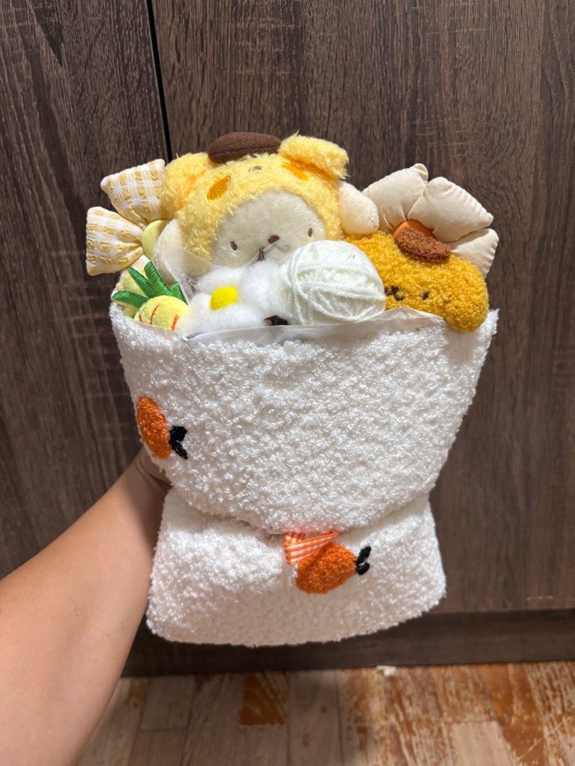 Pom Pom Purin Bouquet, Hobbies & Toys, Flowers & Bouquets on Carousell