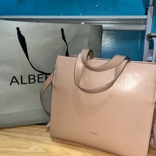 Alberto bags For Sale | Buy 100+ Alberto bags online | Carousell ...