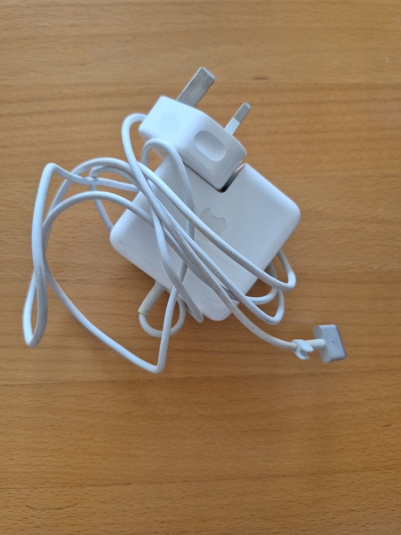 Apple MacBook Air - 13 inch, Computers & Tech, Laptops & Notebooks on ...