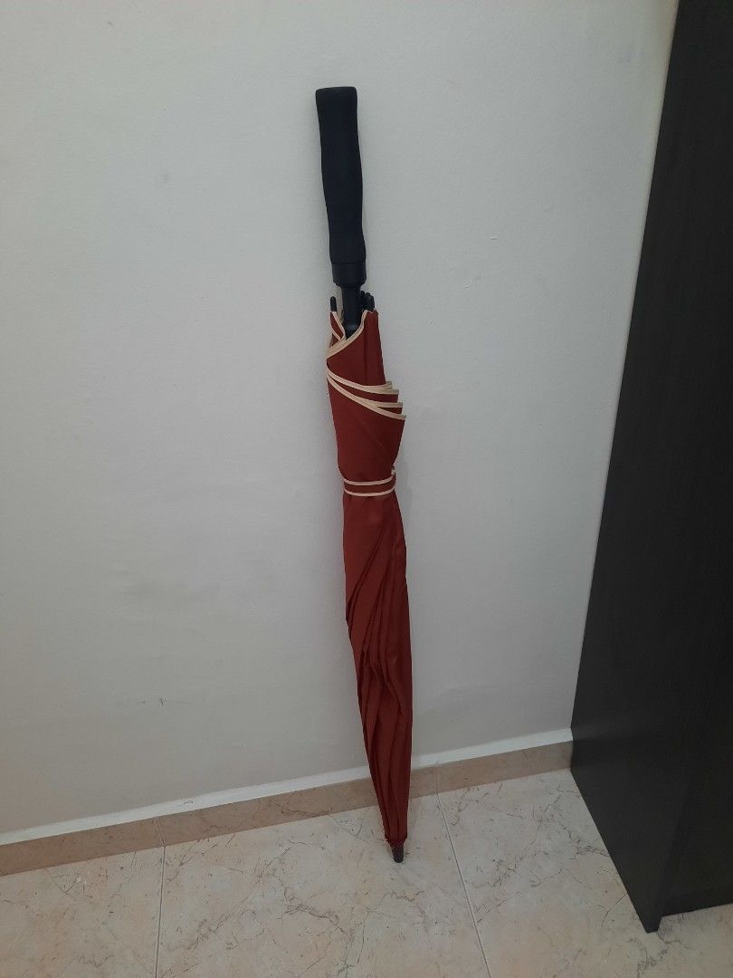 Assorted items (Steamboat Cooker/ Toilet trays/ Golf umbrella/ Fruit Tray), Furniture & Home ...