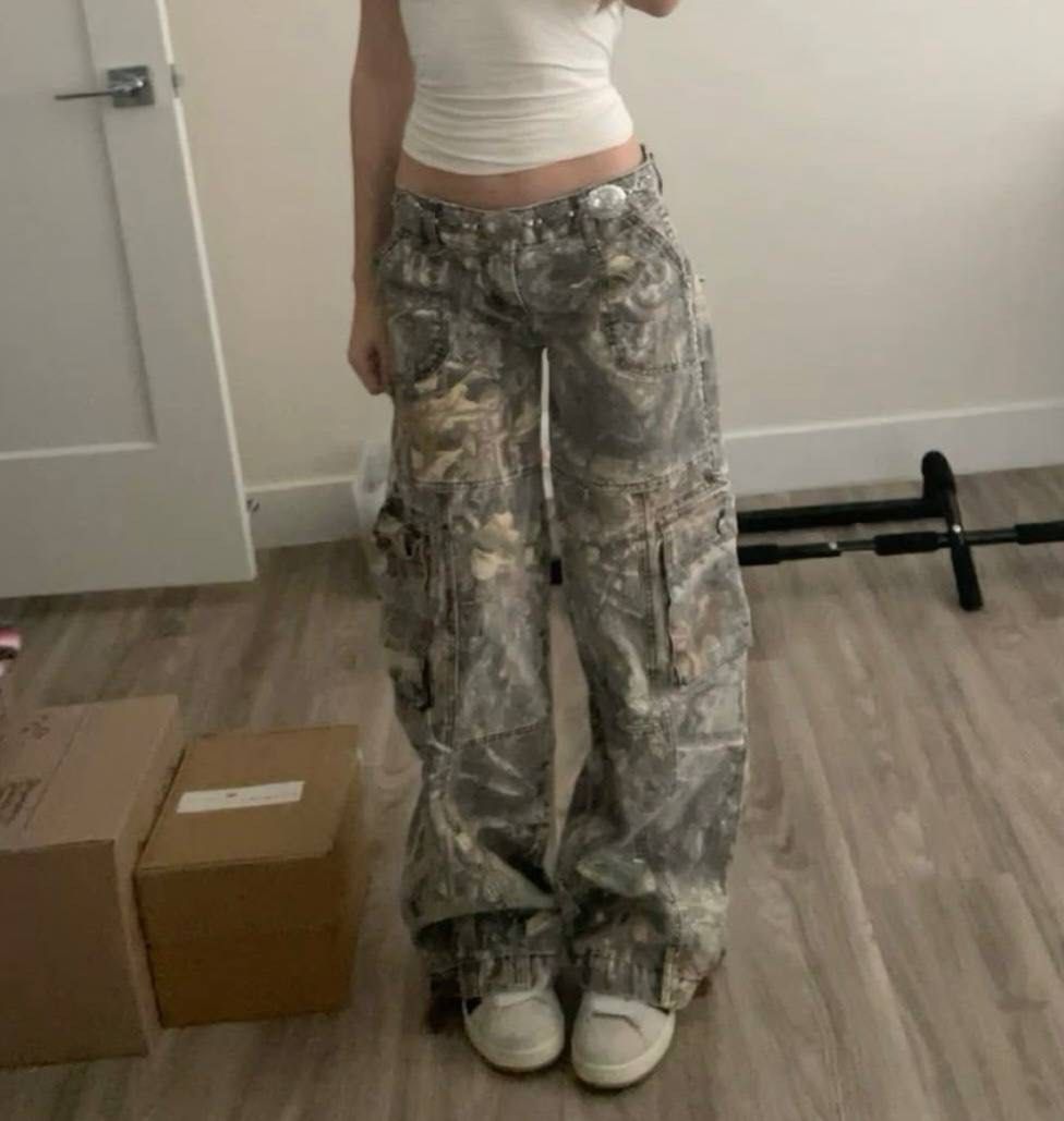 Auth Realtree Baggy Pants, Women's Fashion, Bottoms, Jeans & Leggings ...