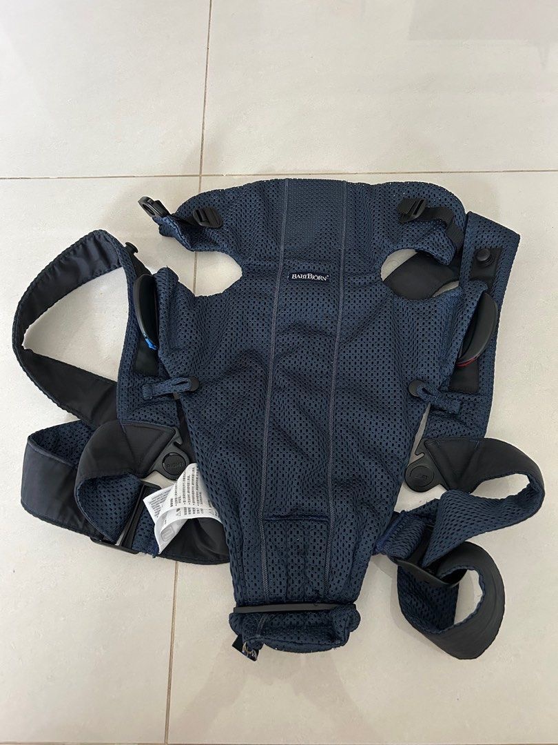 BabyBjorn Baby Carrier MINI - Mesh, Babies & Kids, Going Out, Carriers ...