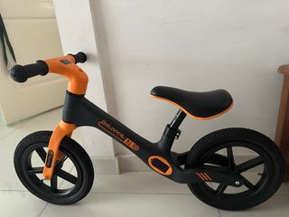 PentaFlex Balance Bike - Black, Sports Equipment, Bicycles & Parts, Bicycles on Carousell