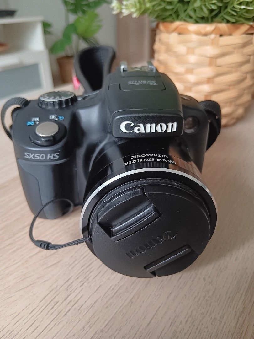 Canon PowerShot SX50 HS Digital Camera, Photography, Cameras on Carousell