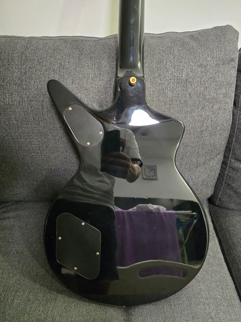 Dean Cadillac CADI 1980, Hobbies & Toys, Musical Instruments on Carousell