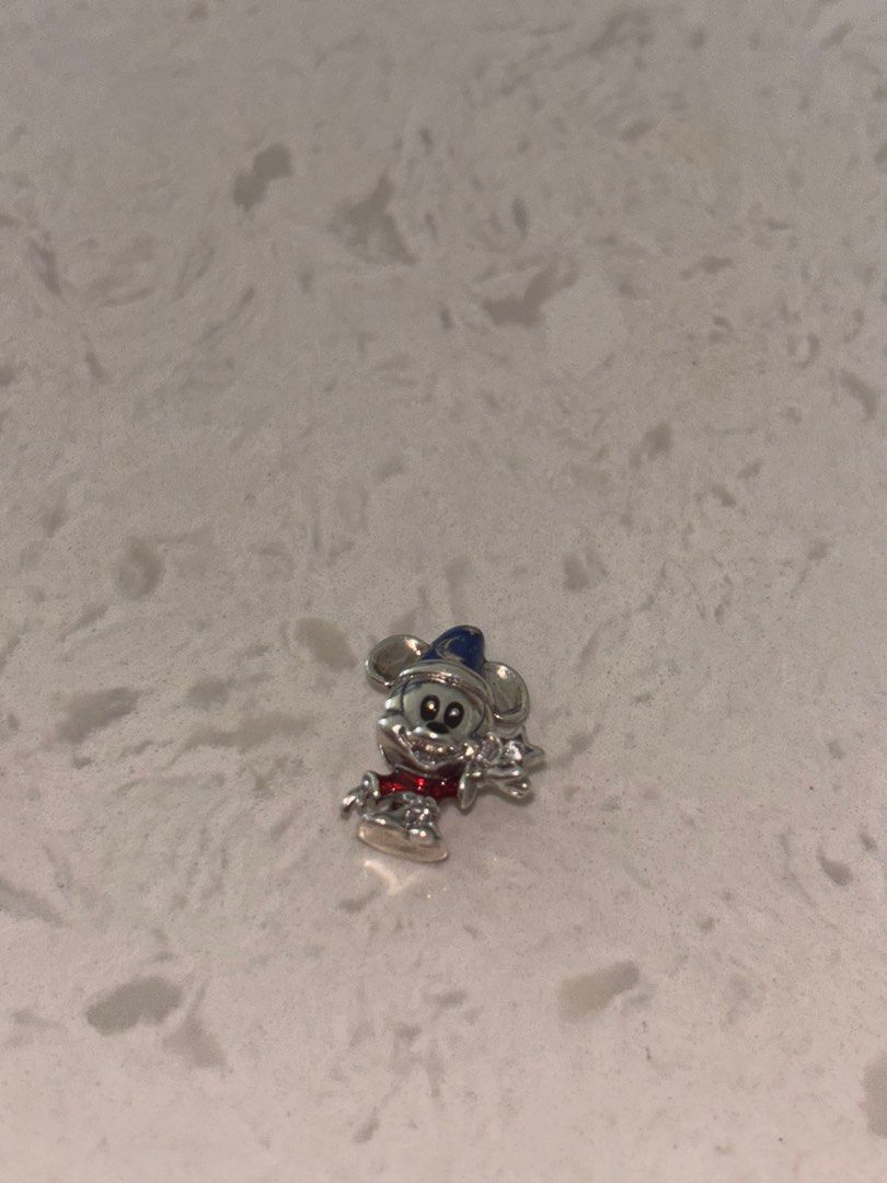Disney Pandora Mickey Mouse Charms, Women's Fashion, Jewelry ...