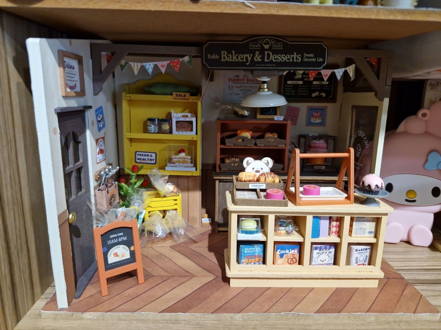 DiY rolife built cafe, Hobbies & Toys, Art & Prints on Carousell