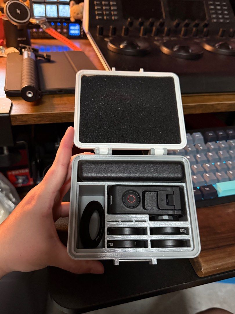 DJI Action 5 Pro Combo, Photography, Video Cameras on Carousell