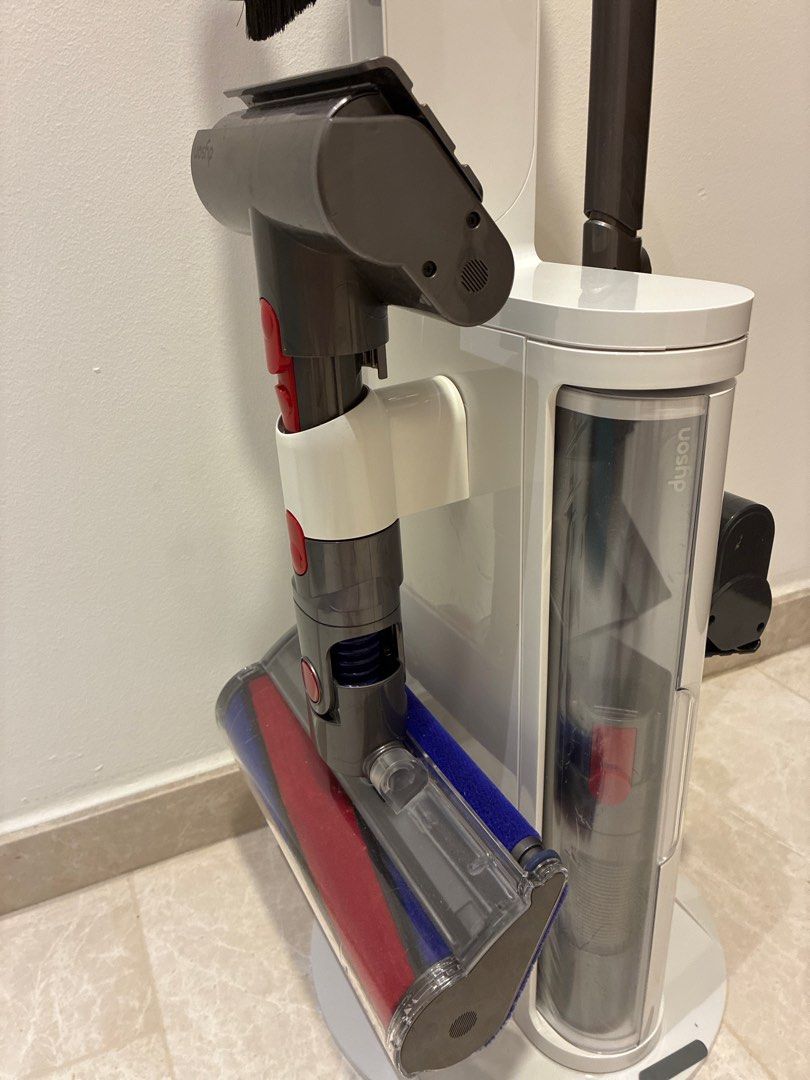 [BRAND NEW] Dyson cyclone v10 dok with full set of accessories (Dyson ...