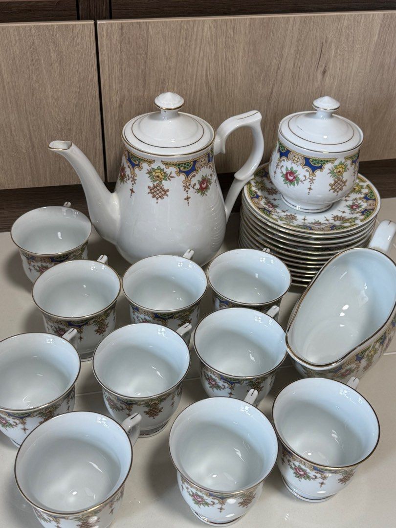 English tea set, Furniture & Home Living, Kitchenware & Tableware ...
