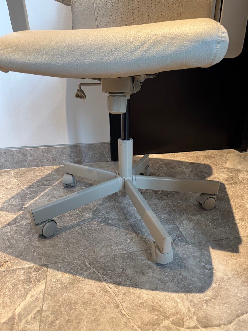 Ergonomic Office Chair - Cream Leather, Furniture & Home Living ...