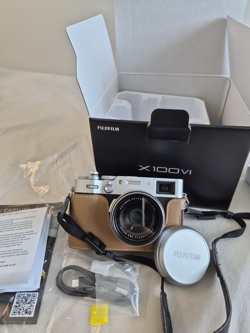 Fujifilm X100VI Digital Camera - Silver, Photography, Cameras on Carousell
