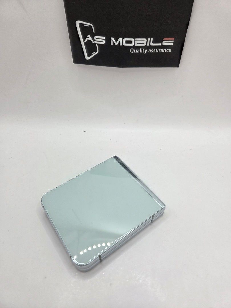 Galaxy Z Flip 5 512GB Mint, Mobile Phones & Gadgets, Mobile Phones ...