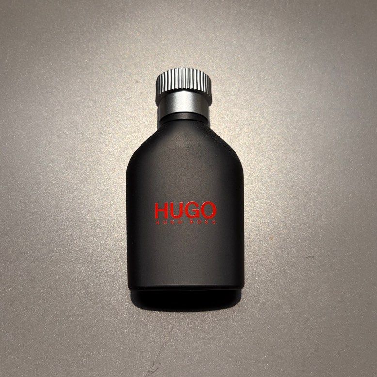 [Gift/Unused] Hugo Boss Just Different Eau de Toilette 40ml, Beauty ...