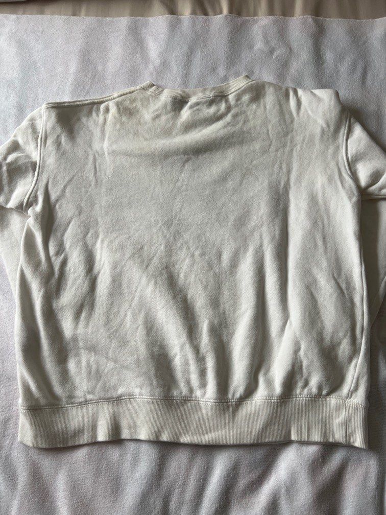 Hard rock cafe washington dc white sweater, Men's Fashion, Coats ...