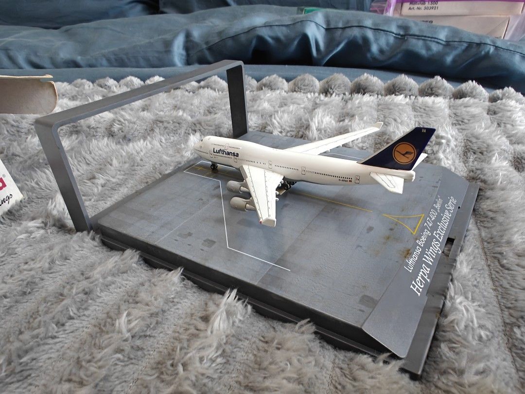 Herpa wings exclusive series Boeing 747/ 400 Lufthansa, Hobbies & Toys ...