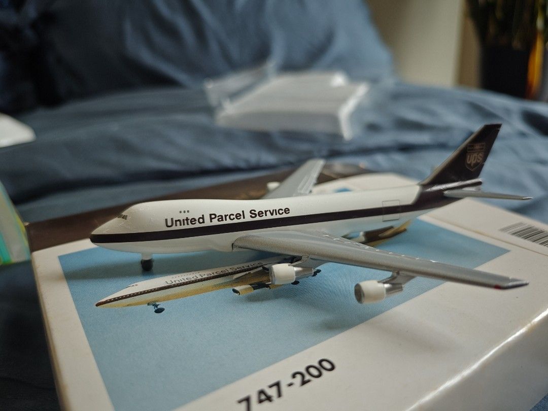 Herpa Wings UPS Boeing 747-200 Model Airplane, Hobbies & Toys, Toys ...