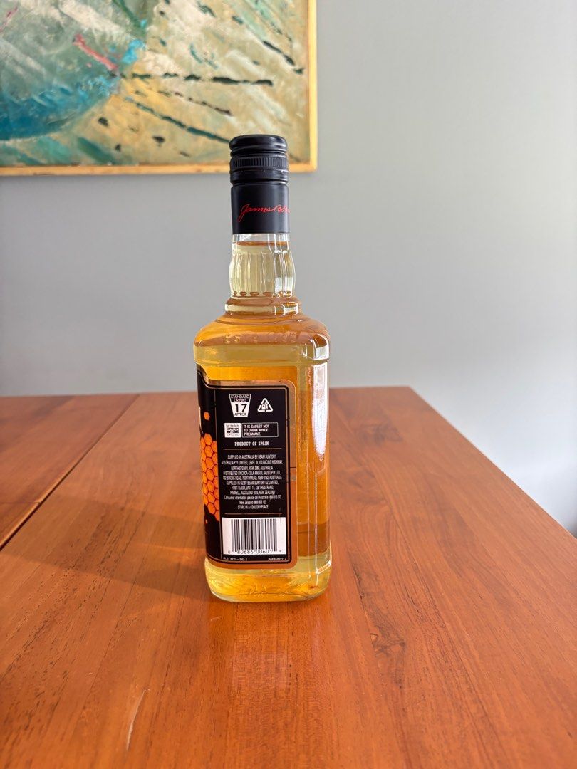 Jim Beam Honey Whiskey 700ml, Food & Drinks, Alcoholic Beverages on ...