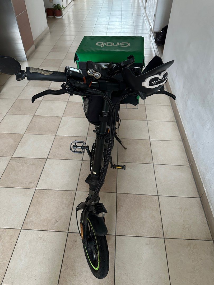 J-Move Electric Bike with Grab Food Delivery Bag, Sports Equipment ...