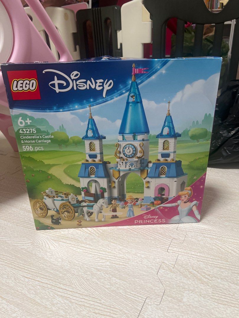 LEGO Disney Cinderella's Castle & Horse Carriage 43275, Hobbies & Toys ...