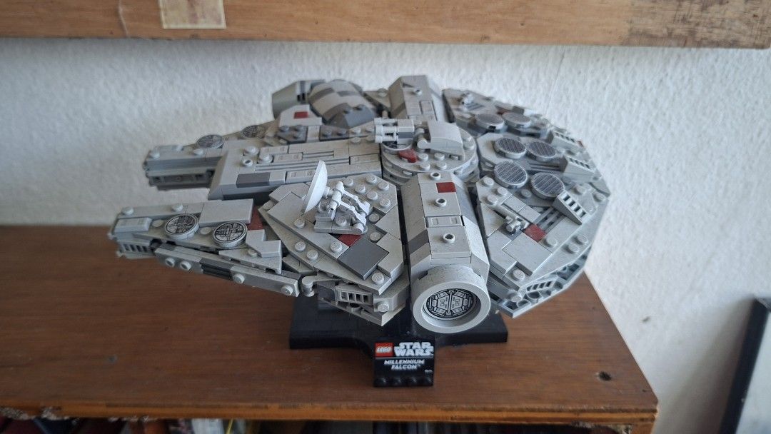 LEGO Star Wars Millennium Falcon & Death Star, Hobbies & Toys, Toys ...