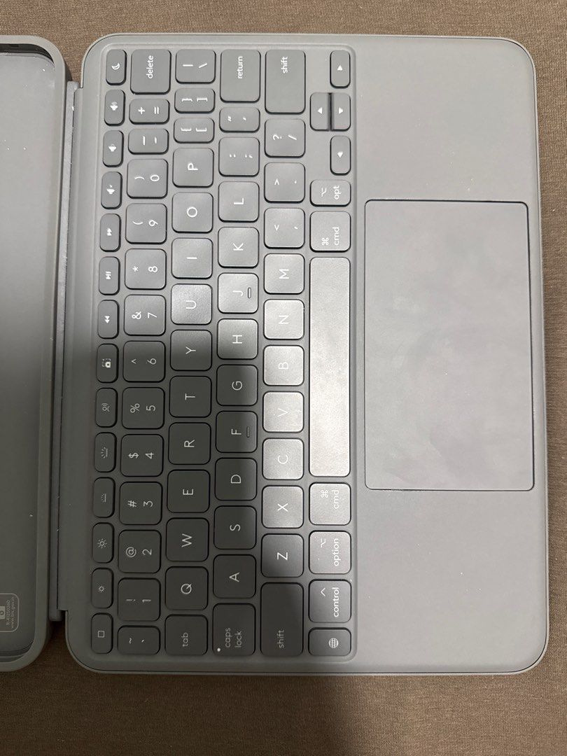 Logitech Combo Touch iPad Keyboard Case, Mobile Phones & Gadgets ...