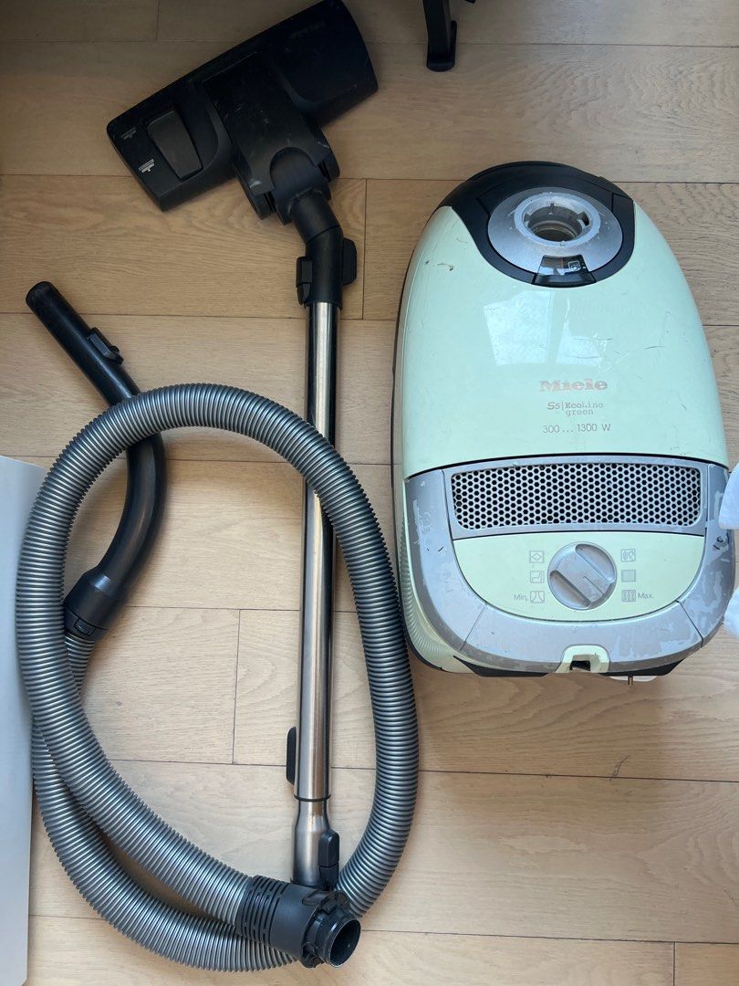 Miele S5 Ecoline Green Vacuum Cleaner, 家庭電器, 吸塵機 ＆ 家居清潔電器 - Carousell