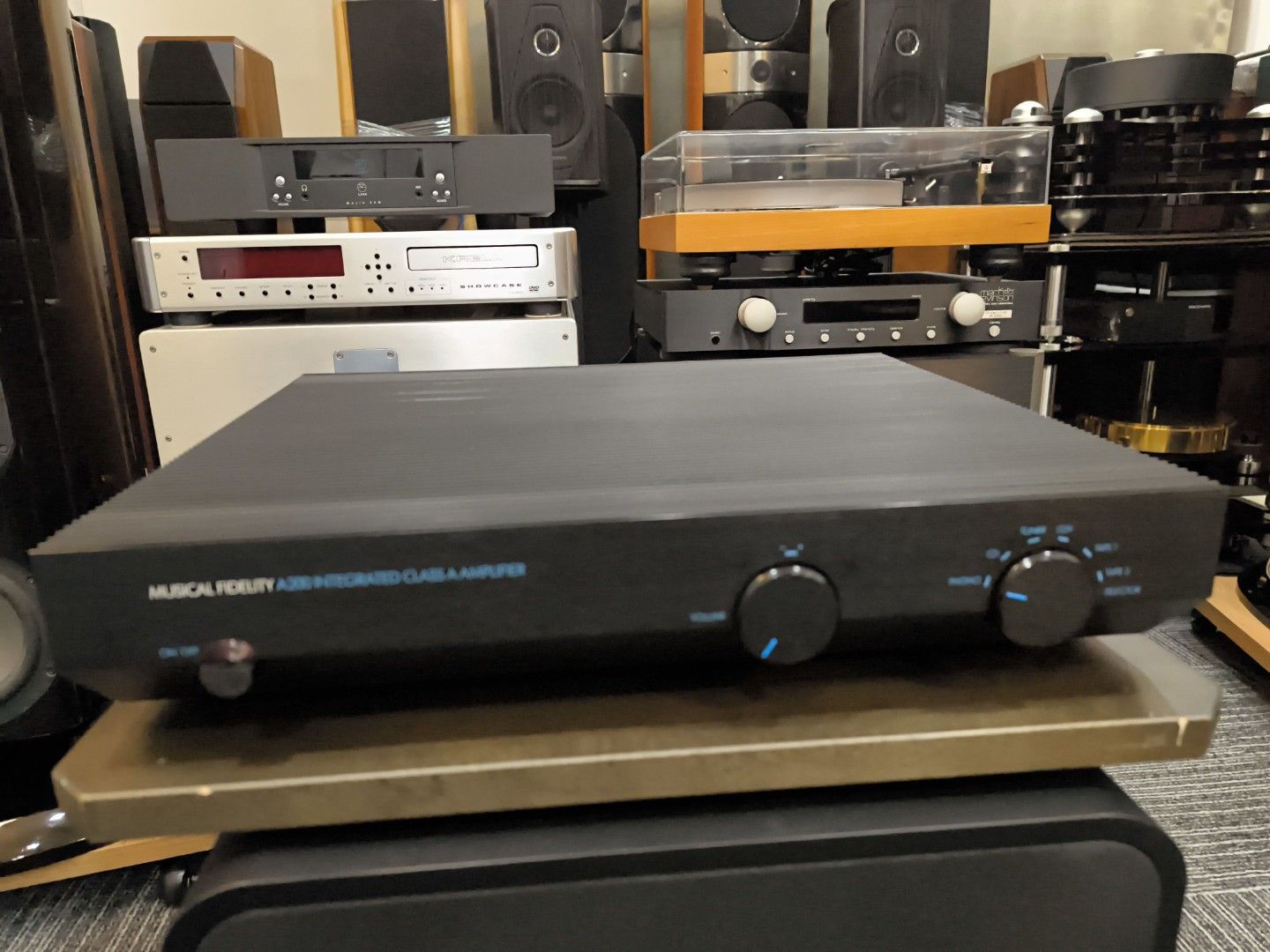 Musical fidelity A200 class A integrated amplifier, Audio, Other Audio ...
