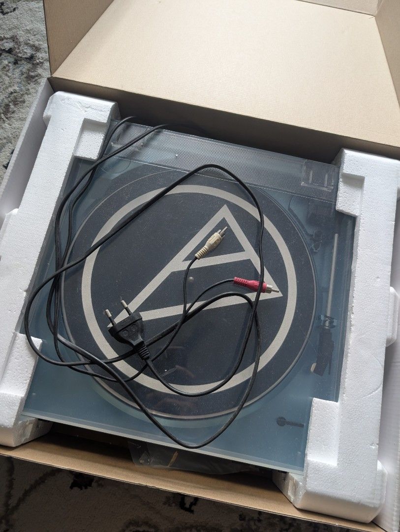 NEGOTIABLE Audio-Technica AT-LP60BL-USB Turntable (Limited Edition Blue ...